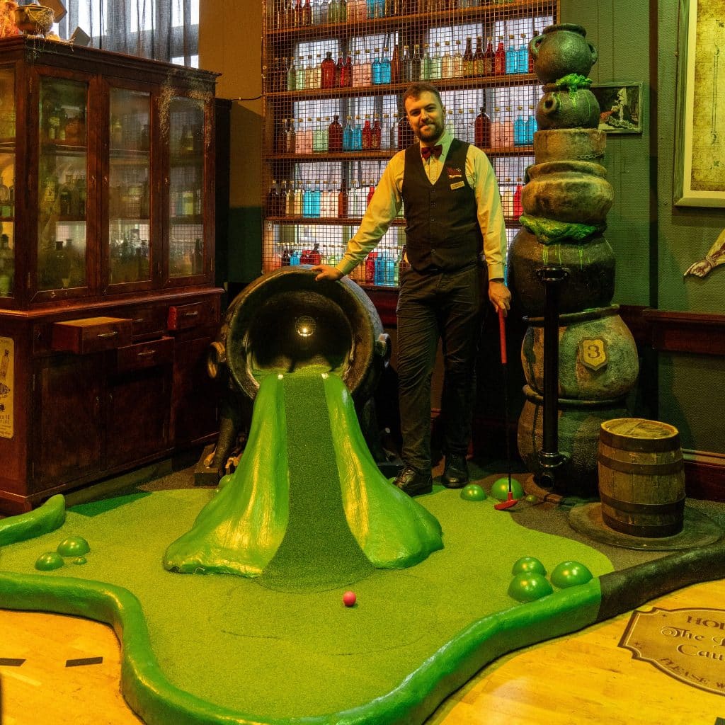 The Hole In Wand | Chester.com