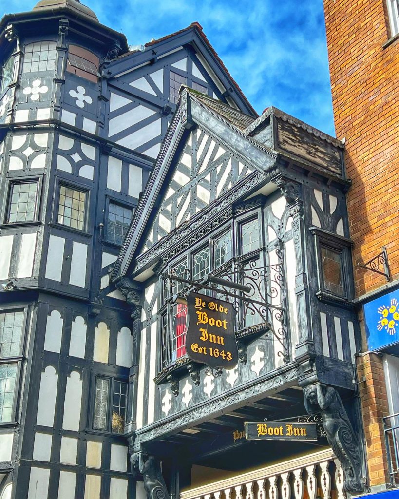 The Heart of Chester Walking Tour | Chester.com